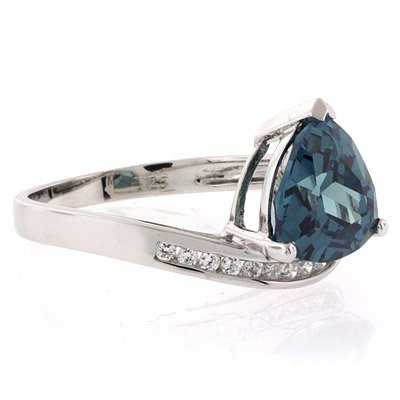 Silver Trillion Cut Alexandrite Ring Blue to Green Color Change